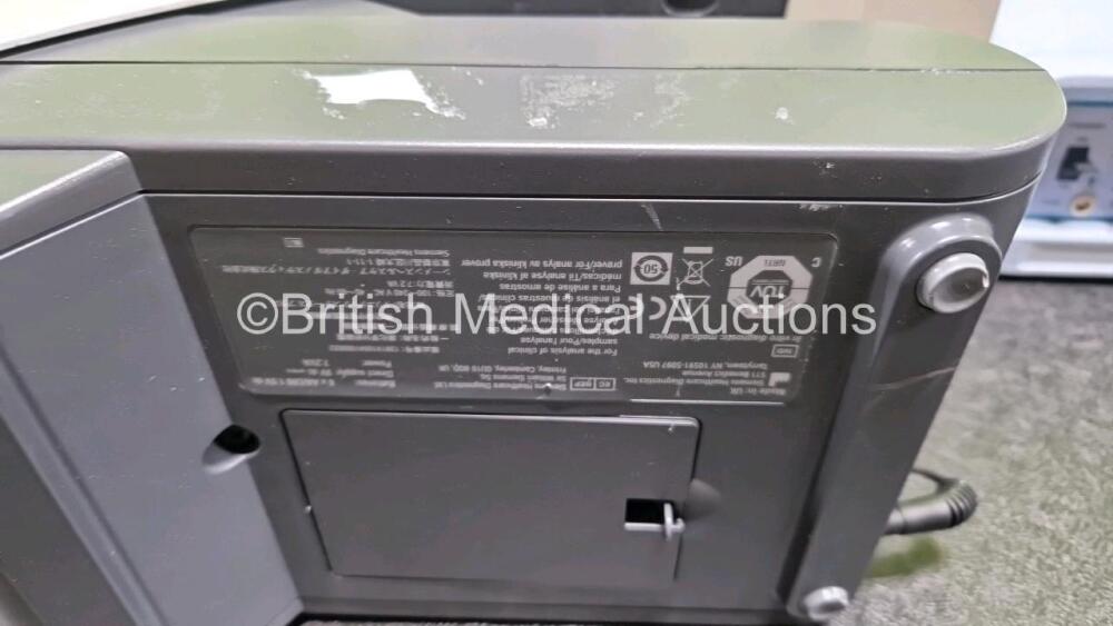 Mixed Lot 1 x Eschmann VP25 Suction Unit, 1 x Baxter Fibrinotherm Block ...