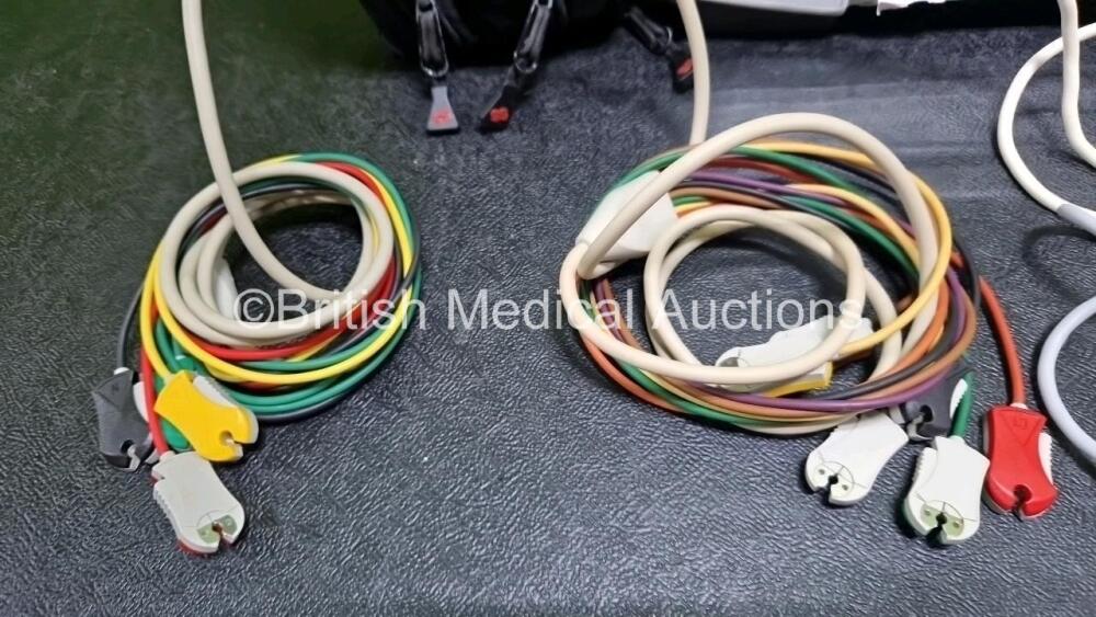 GS Corpuls3 Slim Defibrillator Ref : 04301 (Powers Up) with Corpuls ...