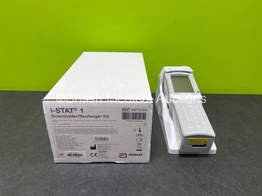 Abbott i-STAT 1 Analyzer Model 300 with Docking Station and Attachments ...