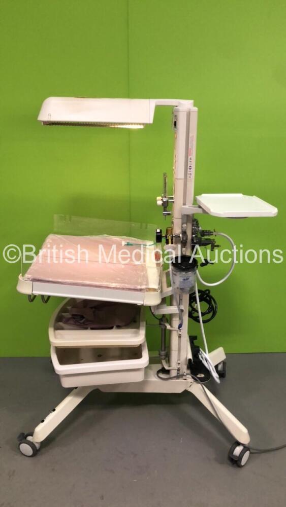 Fisher & Paykel Healthcare CosyCot Infant Resuscitaire with Mattress ...