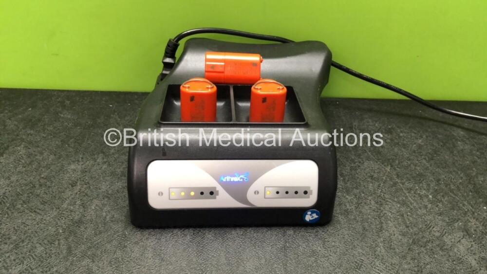 Arthrex AR-300/600 Battery Charger with 3 x Arthrex AR-300L Batteries ...