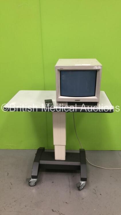 Sony Trinitron Monitor on Stand with Controller (Powers Up) | August ...
