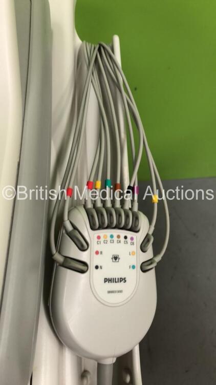 Philips PageWriter Trim III ECG Machine on Stand with 1 x 10-Lead ECG Lead (Powers Up ...