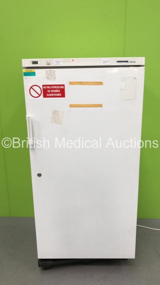 Liebherr Profi Line Air Cooled Refrigerator with Trays (Powers Up ...