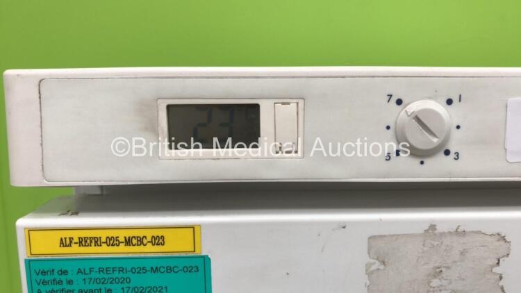 Liebherr Profi Line Air Cooled Refrigerator with Trays (Powers Up ...