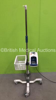 Fisher & Paykel Airvo 2 Humidifier on Stand *Mfd 2016* (Powers Up ...