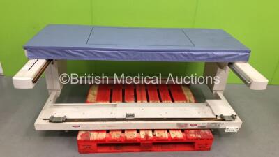 Hologic Upgrade Discovery QDR Series Bone Densitometer with 4500 Table ...