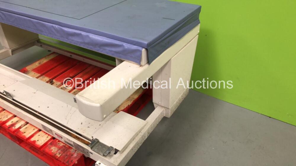 Hologic Upgrade Discovery QDR Series Bone Densitometer with 4500 Table ...