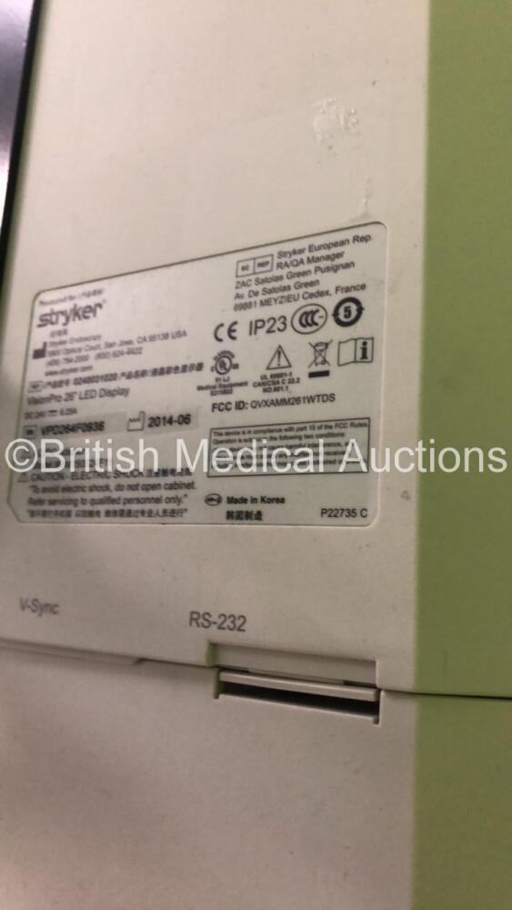 Stryker Strack System Including 1 x Stryker Vision Pro LED Display ...