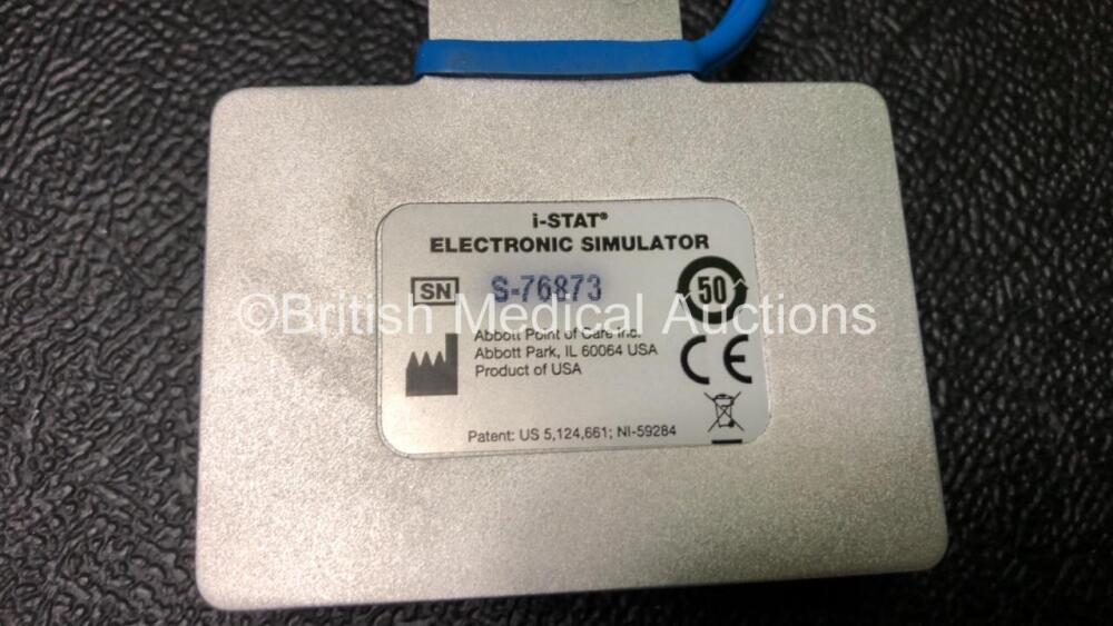 Abbott i-STAT 1 Portable Clinical Analyzer Handheld Blood Analyzer ...