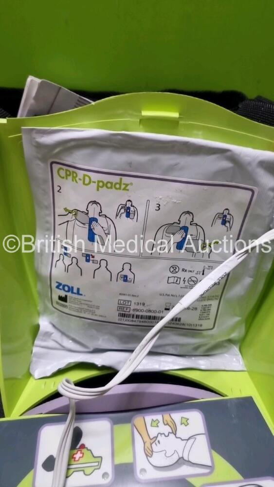Zoll AED Plus Defibrillator In Carry Case (Powers Up) with 2 x in Date ...