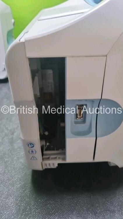 5 x Welch Allyn 6000 Series Vital Signs Monitors Including SpO2 and ...