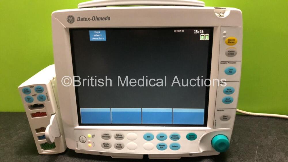 Job Lot Including 1 x GE Type F-FM-00 Patient Monitor (Powers Up with ...