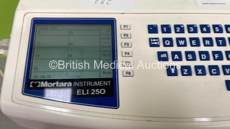 Mortara ELI 250 ECG Machine with ECG Lead on Stand (Powers Up) *na ...