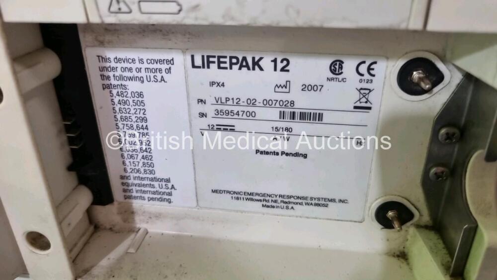 Job Lot Including 1 x Medtronic Physio Control Lifepak 12 Biphasic ...