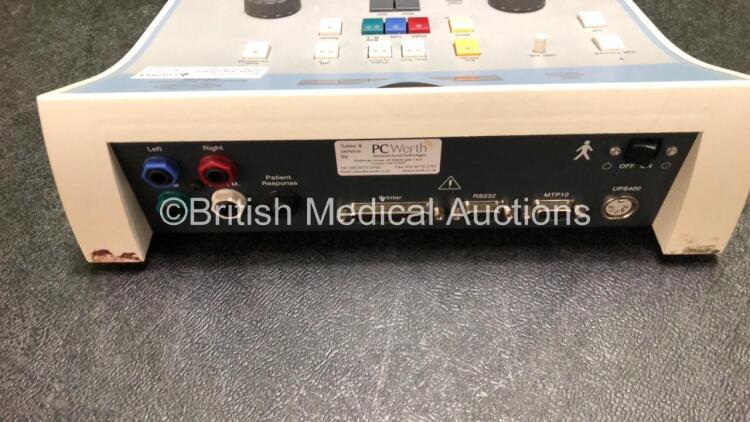 Interacoustics AD226 Audiometer with Headphones in Case (Untested Due ...