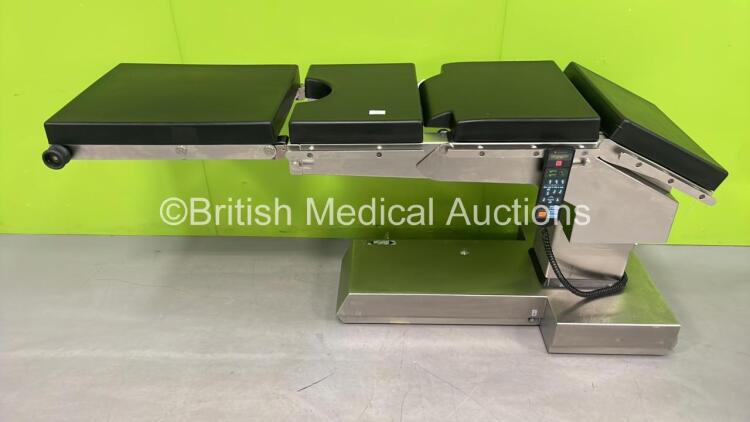 Schaerer Axis 400 Electric Operating Table with Cushions (Powers Up) *S ...