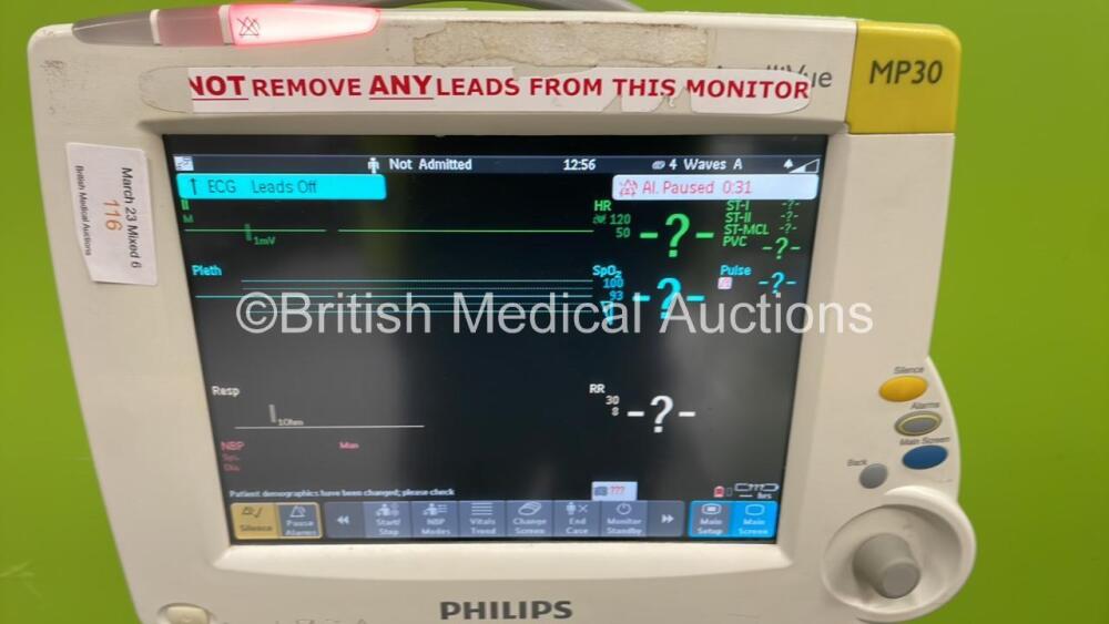 Philips MP30 Patient Monitor on Stand with Philips IntelliVue X2 ...