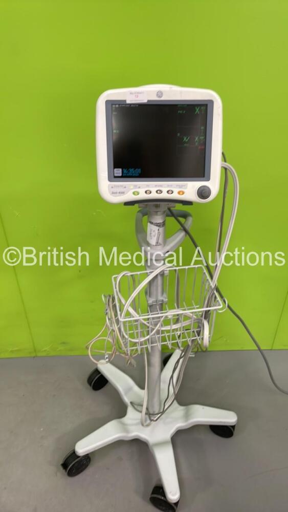 GE Dash 4000 Patient Monitor on Stand with BP1, BP2, SPO2, Temp, CO2 ...