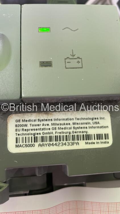GE MAC 5000 ECG Machine on Stand with 10 Lead ECG Leads (Powers Up ...