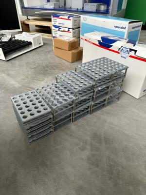 Eppendorf Epmotion 5075 vac Liquid Handler Machine with Accessories ...