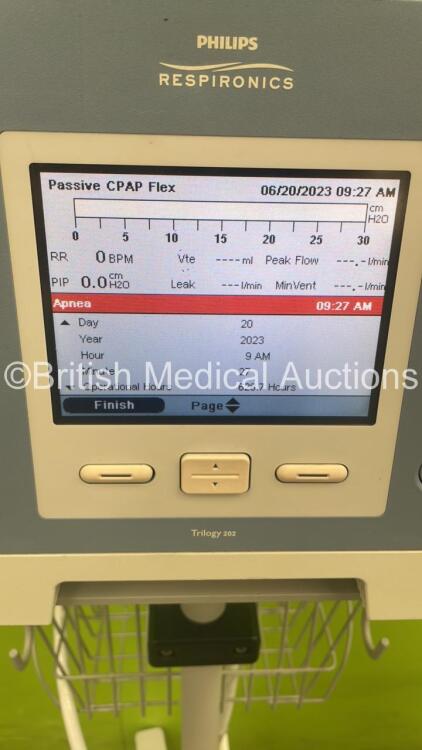 Philip Respironics Trilogy 202 Ventilator on Stand Software Version 14. ...