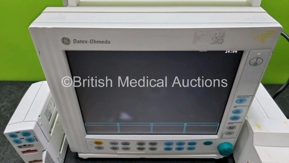 Datex-Ohmeda S/5 Compact Anaesthesia Type F-CM1 04 Monitor (Powers Up ...