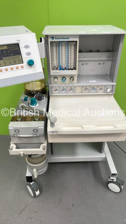 Datex-Ohmeda Aestiva/5 Anaesthesia Machine with Datex-Ohmeda 7100 ...