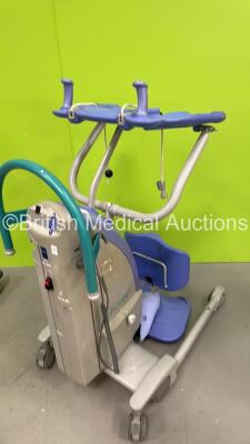 1 x Arjo Encore Electric Patient Hoist with Battery and Controller (No ...
