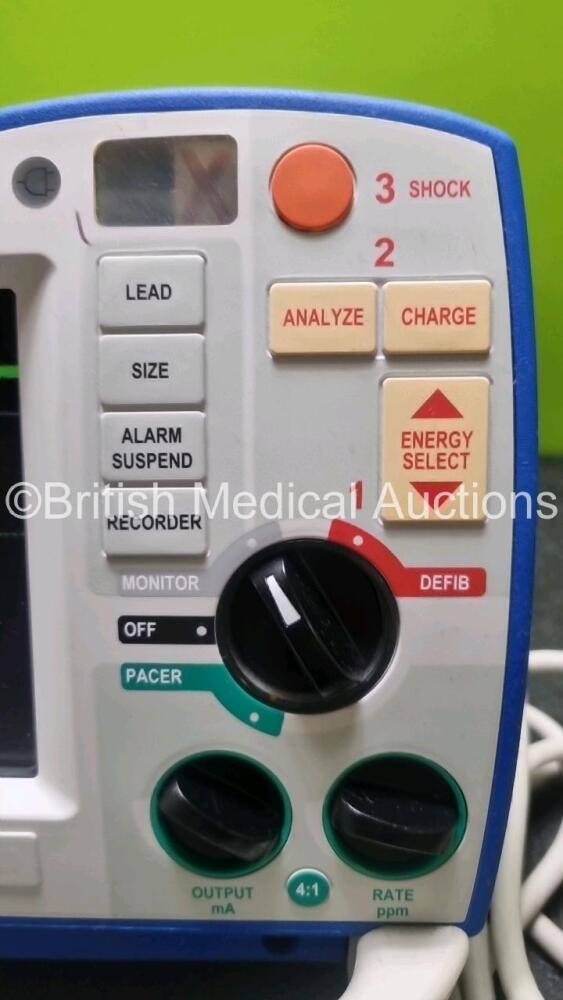 Zoll R Series ALS Defibrillator (Powers Up) Including Pacer, ECG and Printer with Battery Pack ...