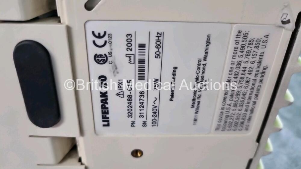 Medtronic Physio Control Lifepak 20 Defibrillator / Monitor (Powers Up ...