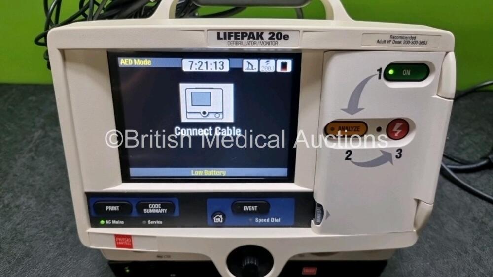 Medtronic Physio Control Lifepak 20e Defibrillator / Monitor (Powers Up ...