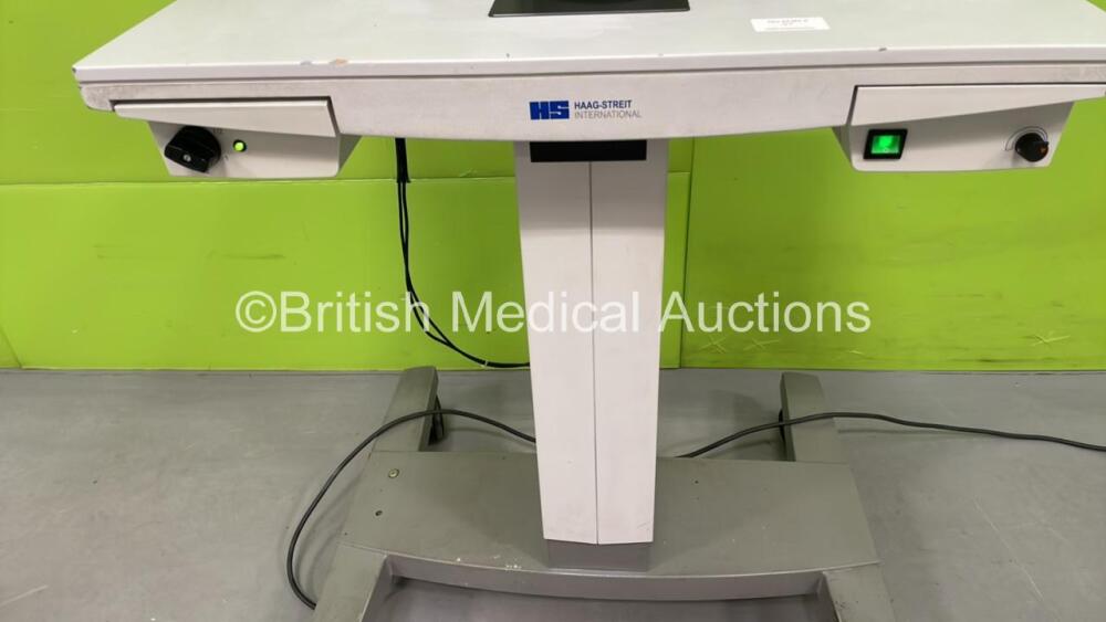 Haag Streit Bern BQ900 Slitlamp on with Binoculars, 2 x 12,5x Eyepieces ...