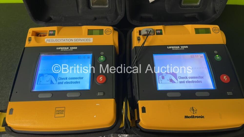 2 x Medtronic Physio Control Lifepak 1000 Defibrillators (Both Power Up ...