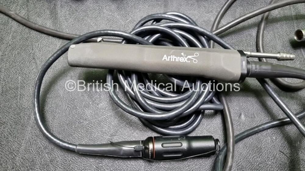 Arthrex AR-8300 APSII Shaver System Ver 5.12.00 (Powers Up) with 1 x ...
