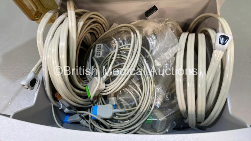Datex-Ohmeda Aespire Anaesthesia Machine with Datex-Ohmeda 7900 ...