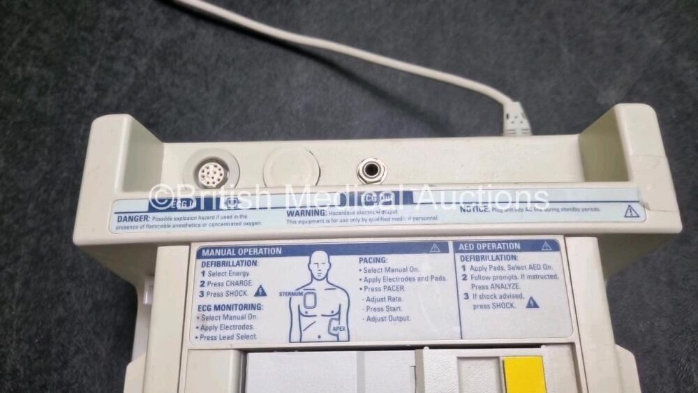 Agilent Heartstream XL Smart Biphasic Defibrillator (Powers Up ...