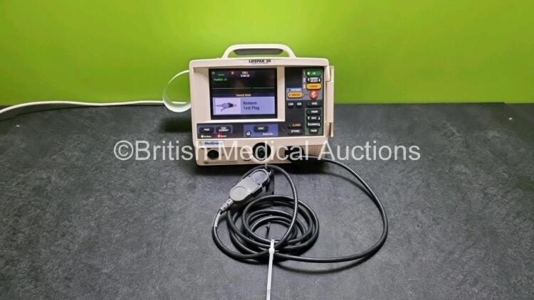 Physio Control Medtronic Lifepak 20 Defibrillator / Monitor (Powers Up) with 3 Lead ECG Lead ...