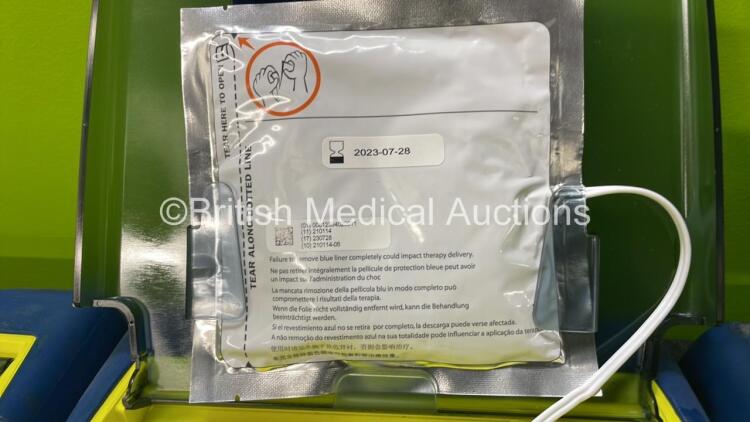 4 x Cardiac Science Powerheart AED G3 Automated External Defibrillators ...