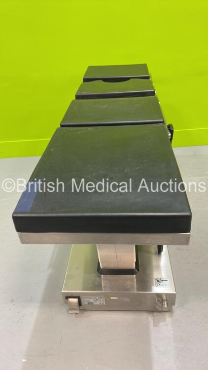 Schaerer Axis 600 Electric Operating Table with Cushions and Controller ...