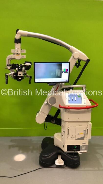 Leica M720 Triple Operated Surgical Microscope with 3 x Binoculars, 6 x ...